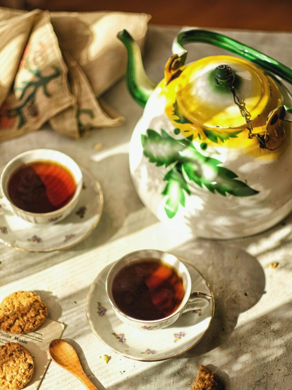 Brewing Tea Temperature: Expert Tips for the Perfect Steep!